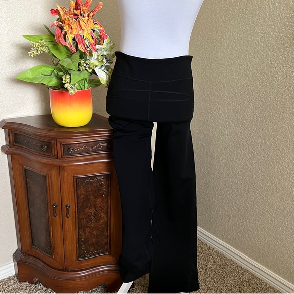 tek gear | Pants & Jumpsuits | Tek Gear Shape Bootleg Yoga Pants | Poshmark